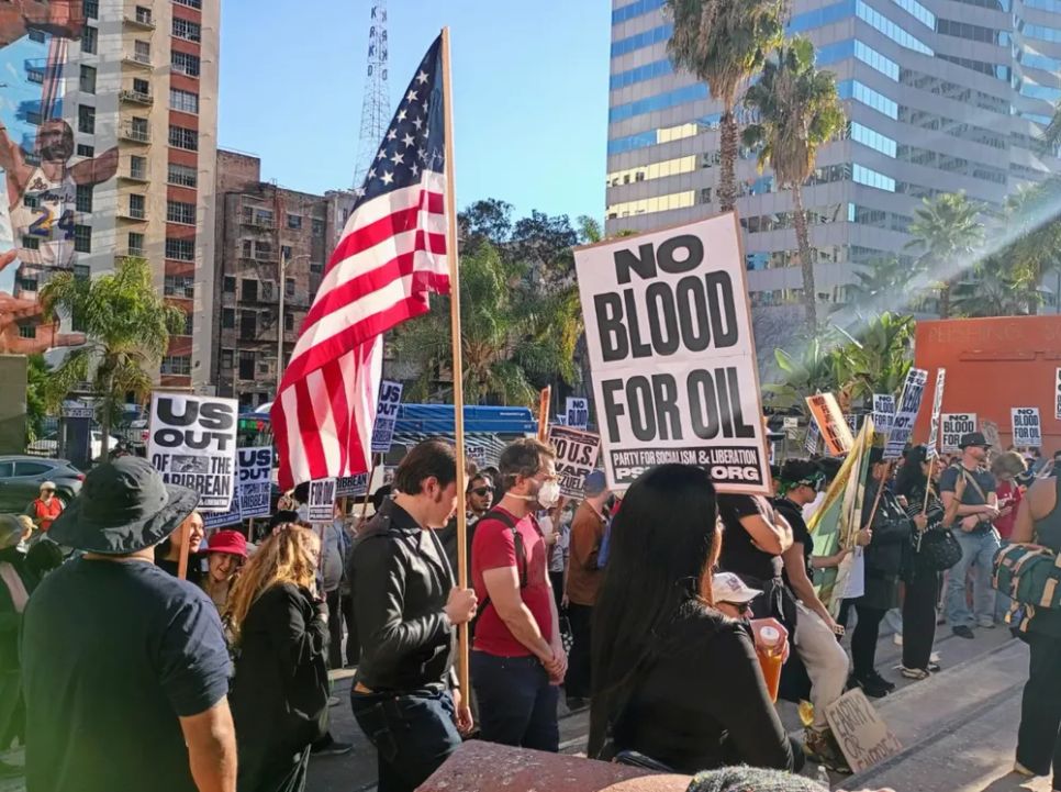 Làn sóng phản chiến ở Mỹ sau vụ bắt giữ Tổng thống Venezuela - Đầu Tư ...