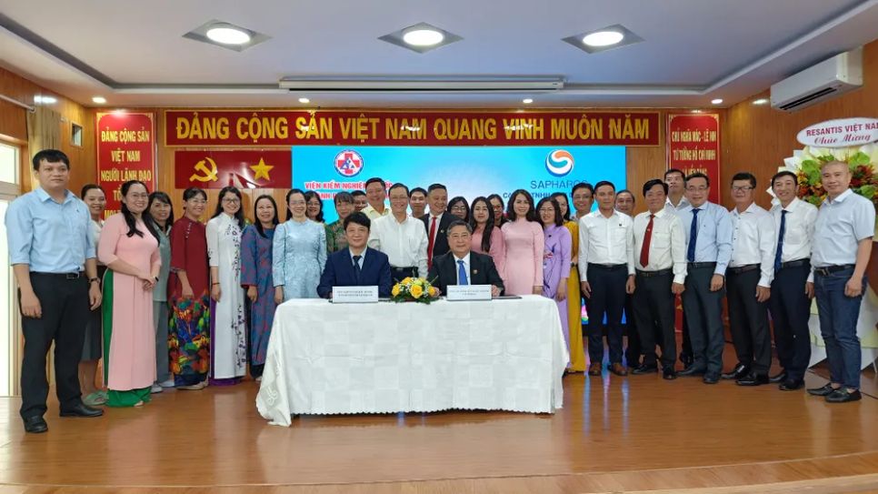 Công ty TNHH MTV Dược Sài Gòn (Sapharco) ký kết hợp tác với Viện Kiểm ...