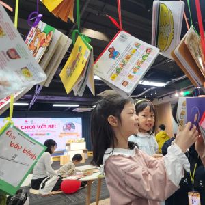 Bộ VH-TT-DL có thẩm quyền thu hồi giải thưởng văn học - Đầu Tư Từ Đâu